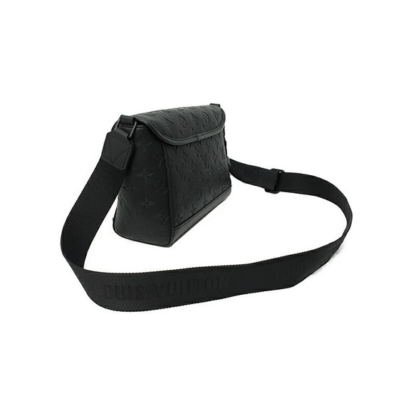 Louis Vuitton | Bags | Louis Vuitton Black Messenger Bag Bag Shadow ...